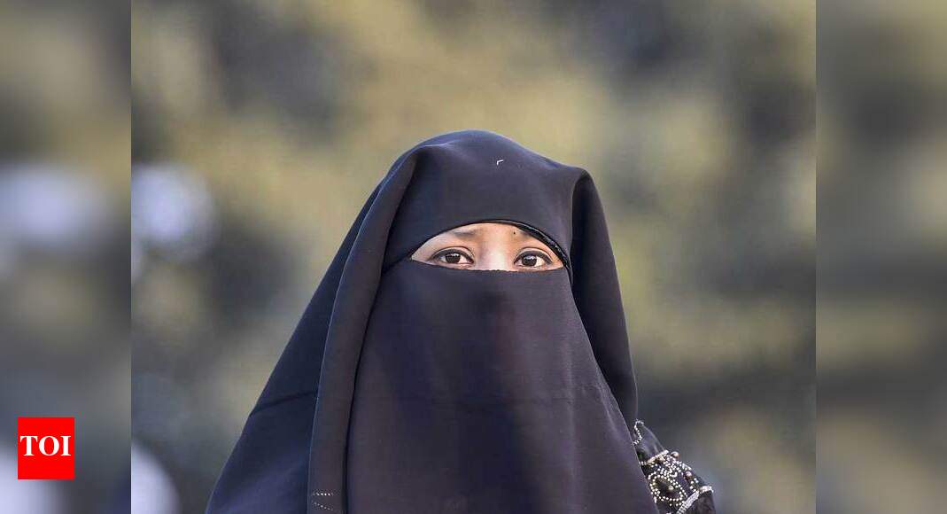 Triple Talaq Bill: Lok Sabha passes triple talaq bill after Cong, AIADMK stage walkout | India ...