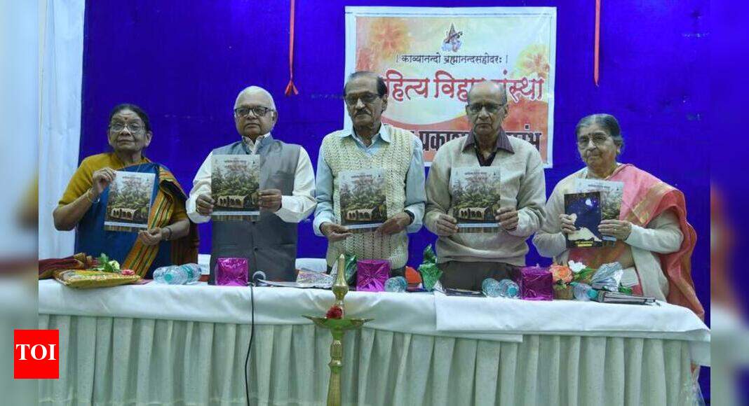 Asha Pande’s book dwells on ‘positive people’ | Nagpur News - Times of ...