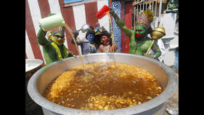 Prasadam packs to display best-by date | Bengaluru News - Times of India