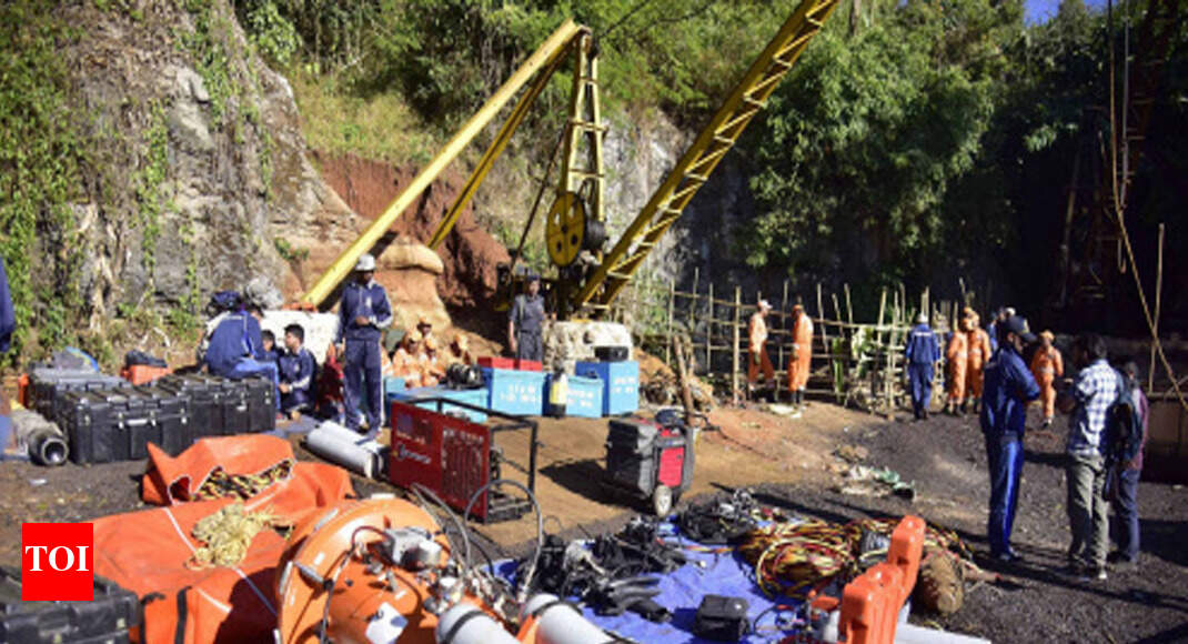 Navy divers, Odisha fire services team join rescue operation | Shillong ...