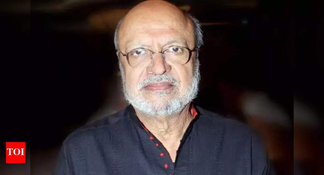 Mrinal was the most charming person I ever came across: Shyam Benegal ...
