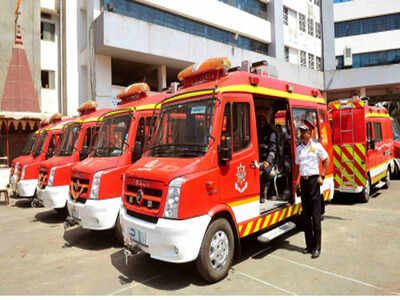 Fire brigade gets a floating pump | Mumbai News - Times of India