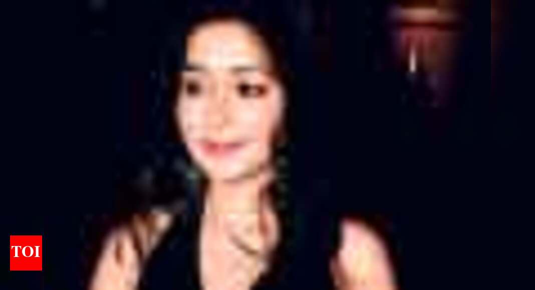 Ichcha: I am very much single - Times of India