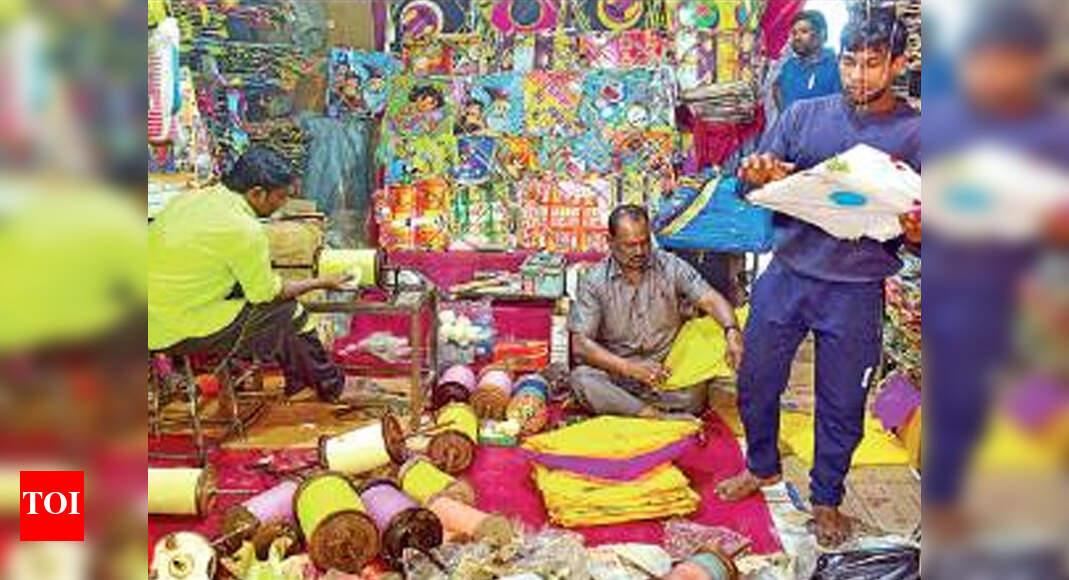 Patang-makers in Dhoolpet: For whom, touching the clouds is a mundane ...