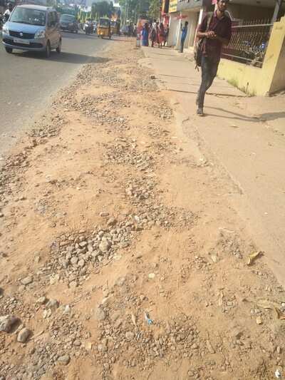 Messy road - Times of India