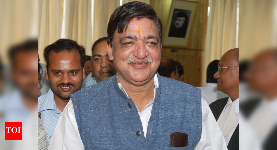 Liquor served by BJP leader Naresh Aggarwal at rally? Devout purify ...