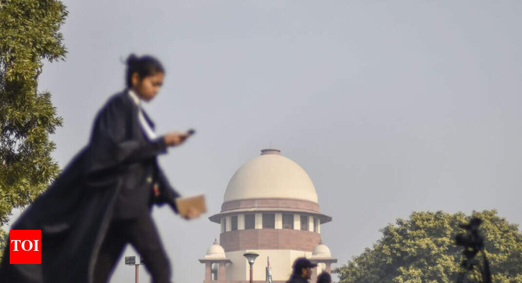 Ayodhya case dispute: Supreme Court's five-judge Constitution bench to ...