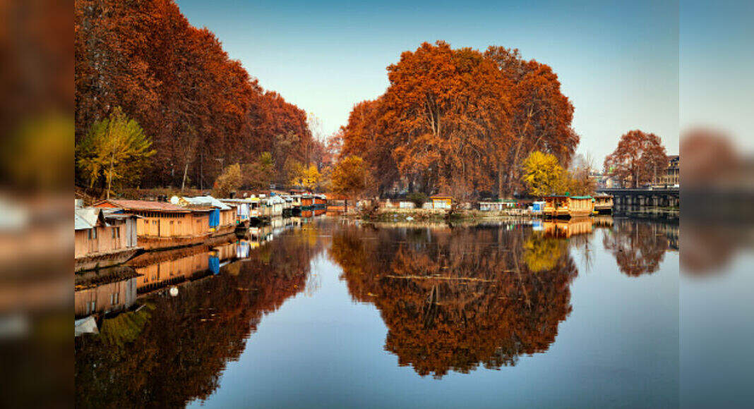 Waking up at Nigeen Lake, Kashmir | TimesTravel