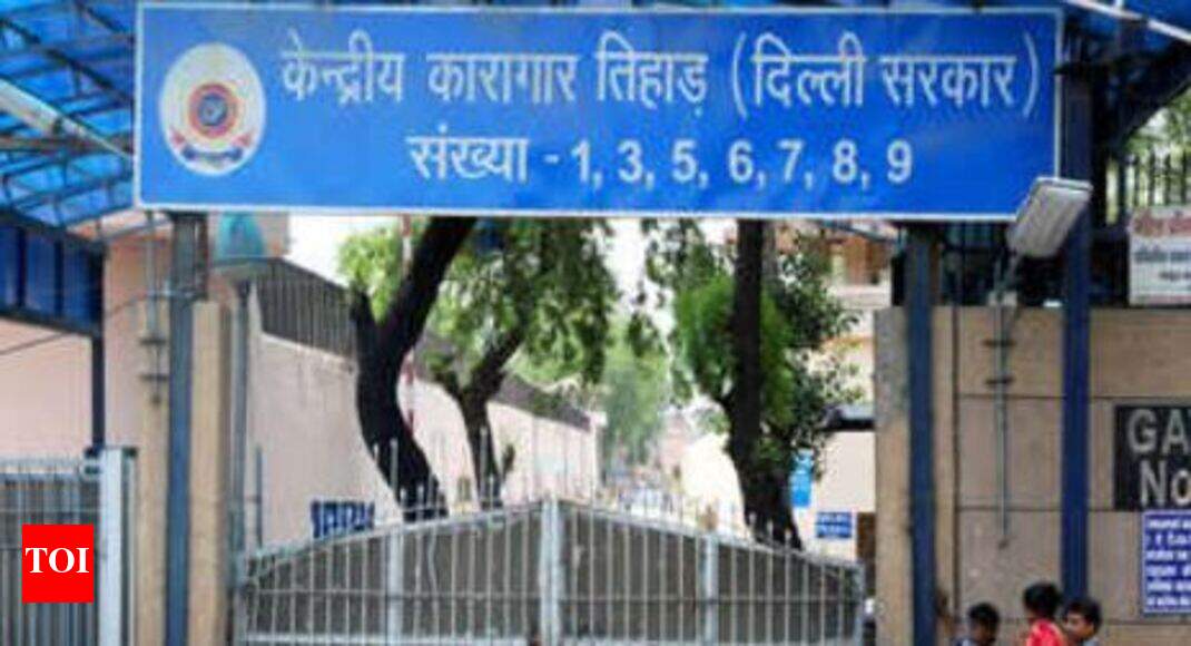 Tihar Central jail: From cellphones to charas, Tihar prisoners get them ...