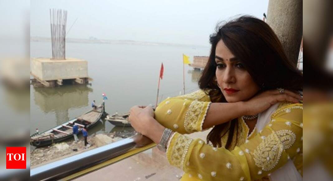 It was wonderful working with Mr Bachchan: Pakkhi Hegde | Events Movie ...