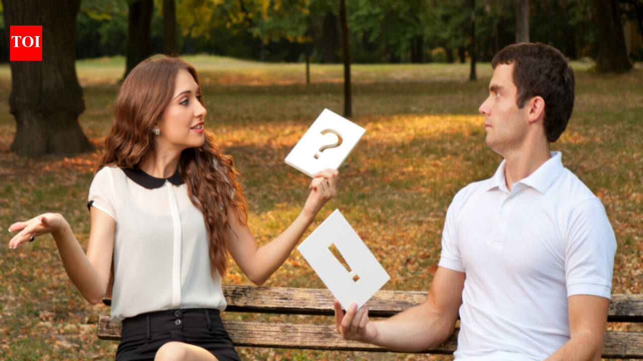 Benching: The dating trend that might be ruining your love life
