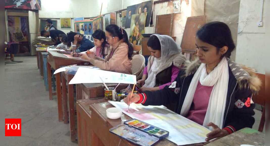 College students debate on the importance of voting | Events Movie News ...