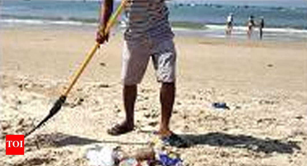 Rs 61 lakh spent for 21-day beach cleaning crisis | Goa News - Times of ...