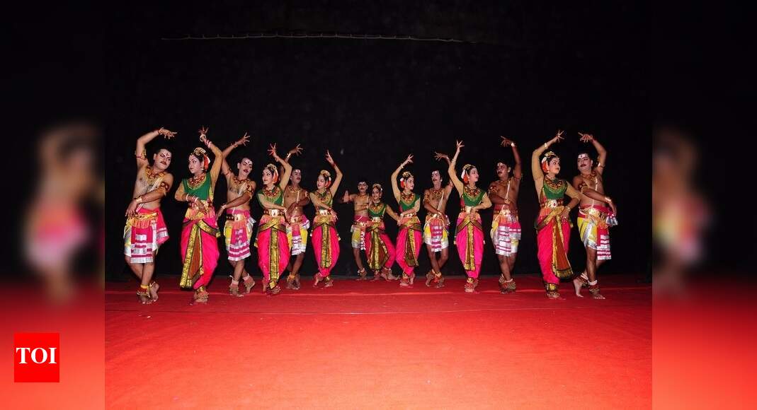Perini Natyam: Ancient dance form 'Perini Natyam' performed in ...