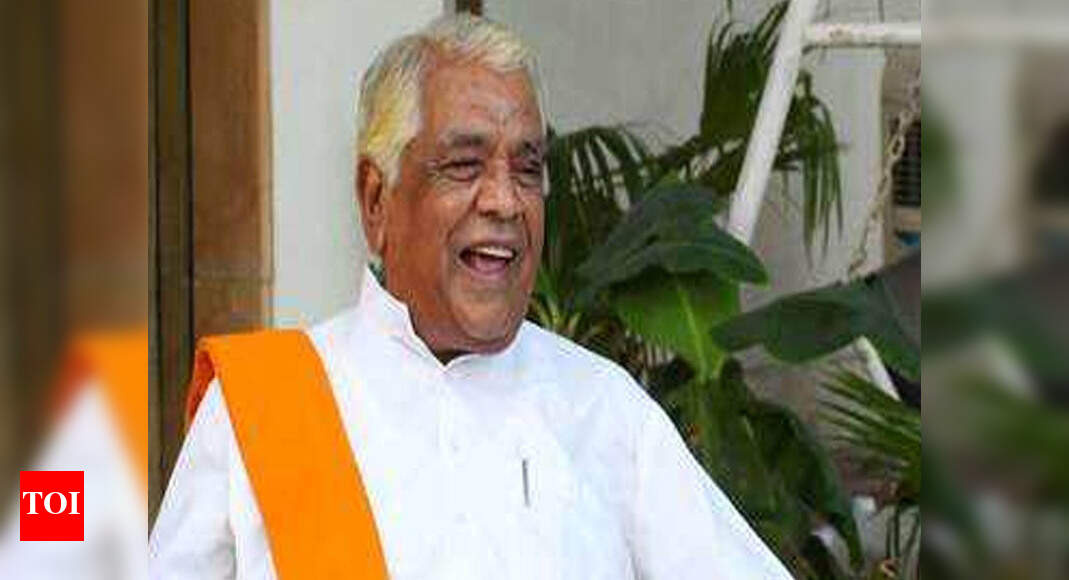 Stunner from MP's ex-CM Babulal Gaur, says he's considering Congress ...