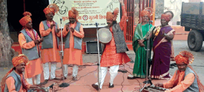 Giving social messages through powadas | Events Movie News - Times of India