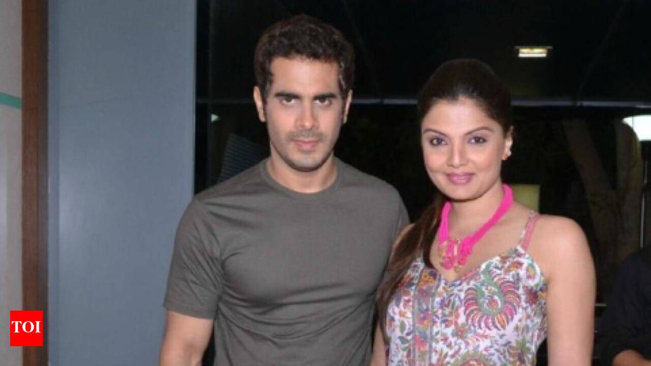 Deepshikha Ex Marido Deepshikha Files For Divorce