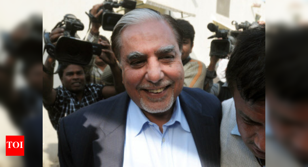 Zee founder says sorry after stock market rout - Times of India