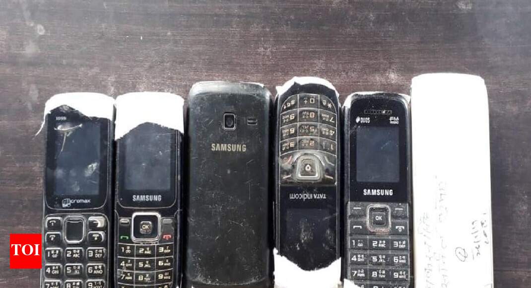 Bulandshahr violence: Slain SHO's CUG mobile phone recovered from prime ...