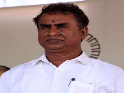 DVAC to start probe against SP Velumani | Chennai News - Times of India