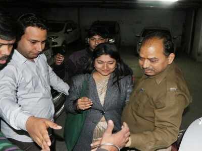 IAS officer appears before ED, other officials to be summoned | Lucknow ...