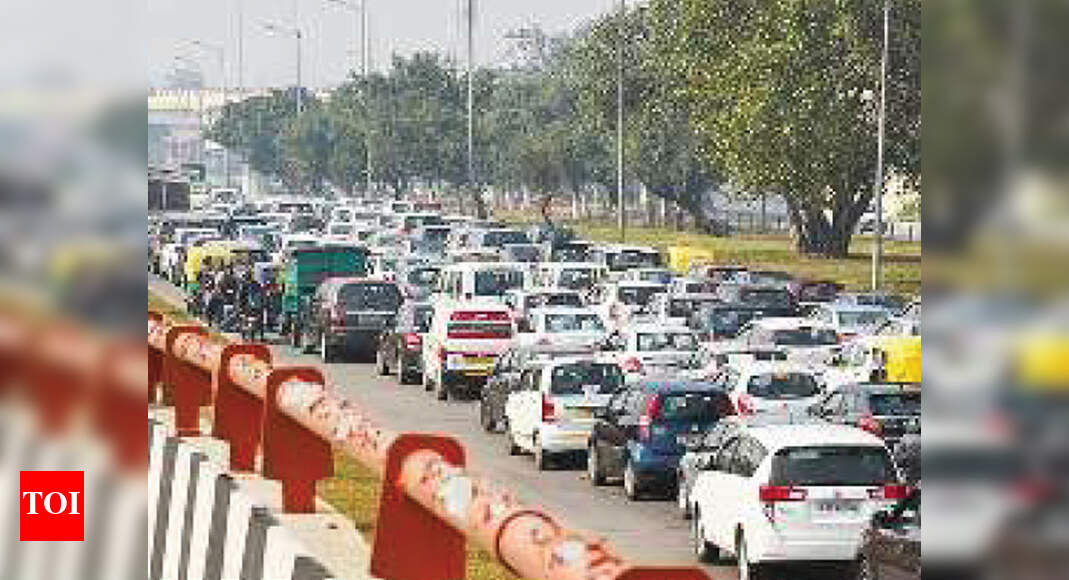 Rally, VIP movement choke traffic across Delhi on Wednesday | Delhi ...