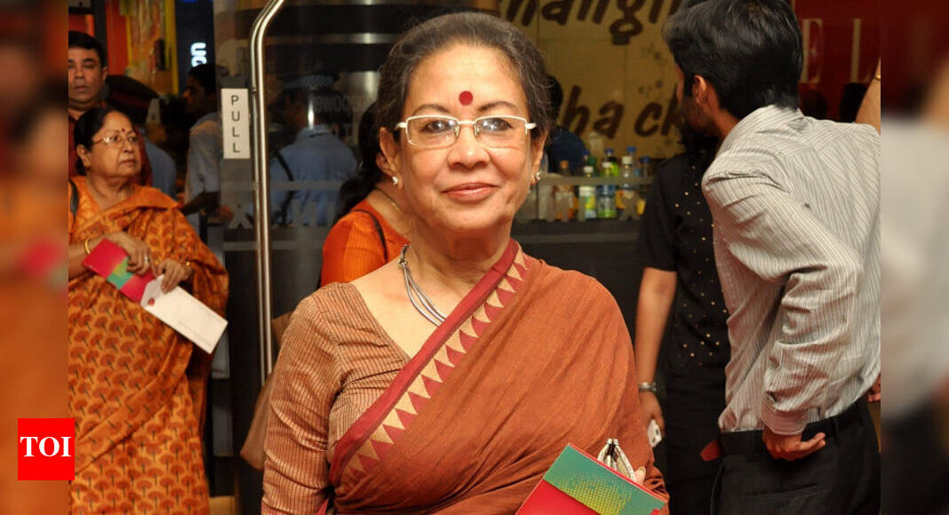 Sohag Sen back with a new play | Bengali Movie News - Times of India