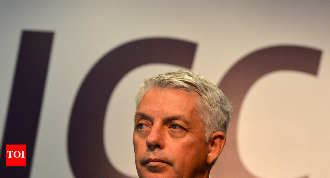 Stump mics create an atmosphere: ICC CEO David Richardson | Cricket ...
