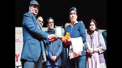 Inter-caste marriage drama: Jaipur cop lauded for rescue act | Jaipur ...