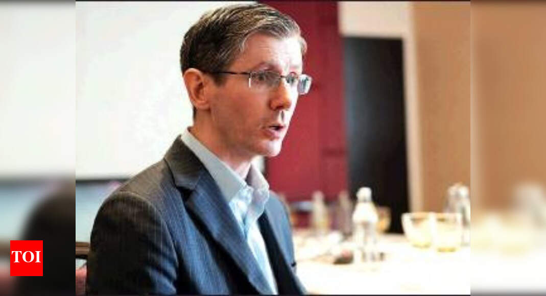 Our mobile phones have extremely weak security: Cybersecurity expert ...