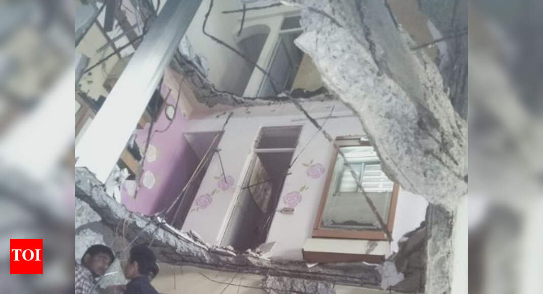 Ulhasnagar Collapse: Maharashtra: 3 die, 2 injured as portion of ...