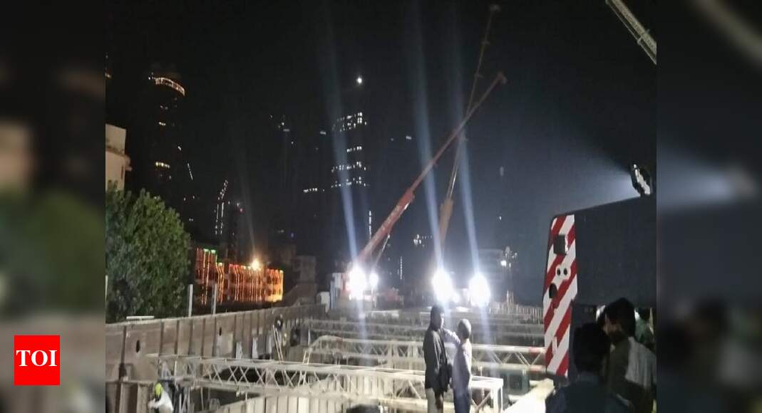 Mumbai: 160 workers bring down 98-year-old Delisle ROB | Mumbai News ...