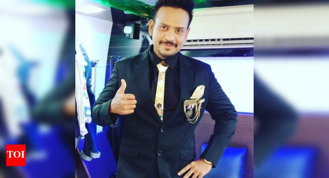 Akul Balaji attends Kumbh mela - Times of India