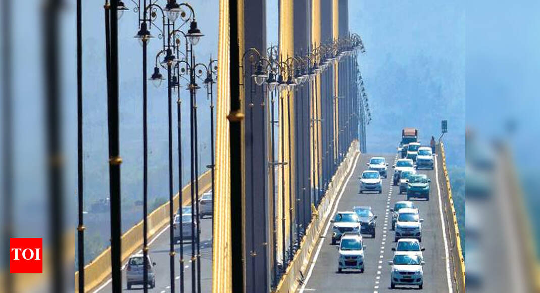 Palpable excitement as Panaji’s new bridge opens for commuters | Goa ...