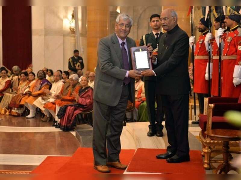 Bapi Bose honoured with the Sangeet Natak Akademi Award | Bengali Movie ...