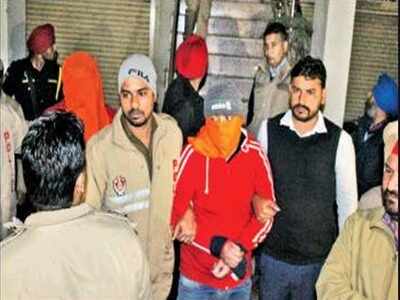 Gangster holed up in Peer Muchalla flat gunned down | Chandigarh News ...