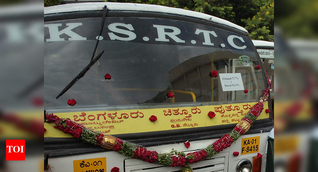 KSRTC honours drivers, conductors for integrity, honesty | Bengaluru ...