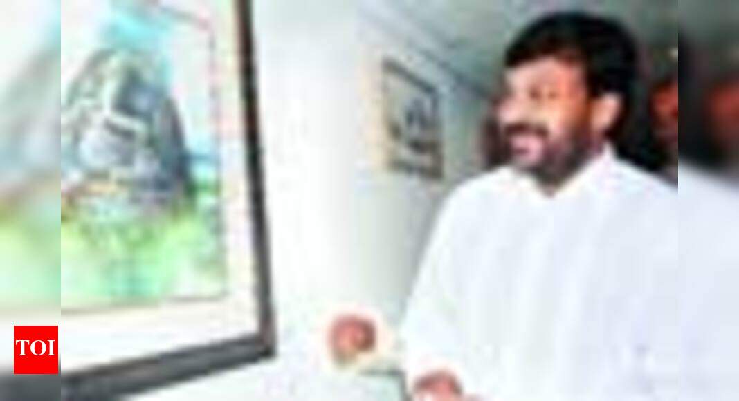 Chiranjeevi at an art do | Events Movie News - Times of India