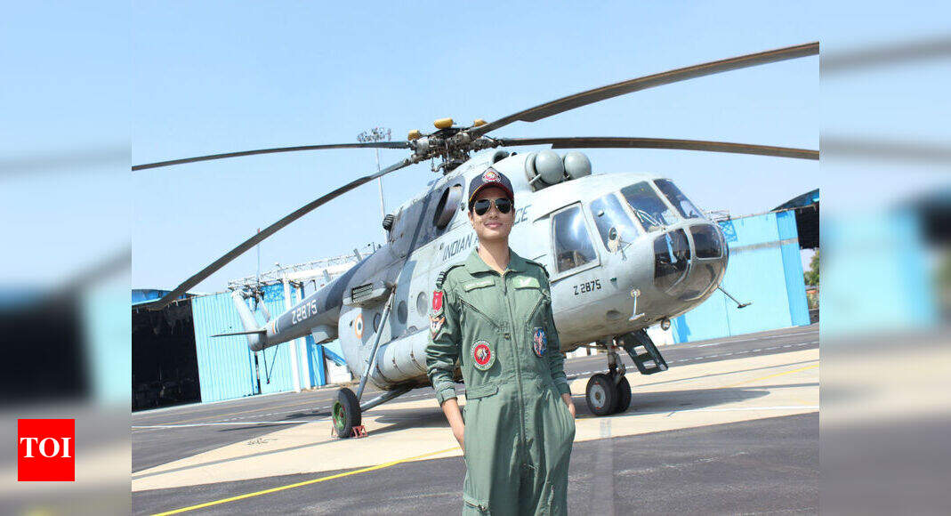 IAF inducts first woman flight engineer | India News - Times of India
