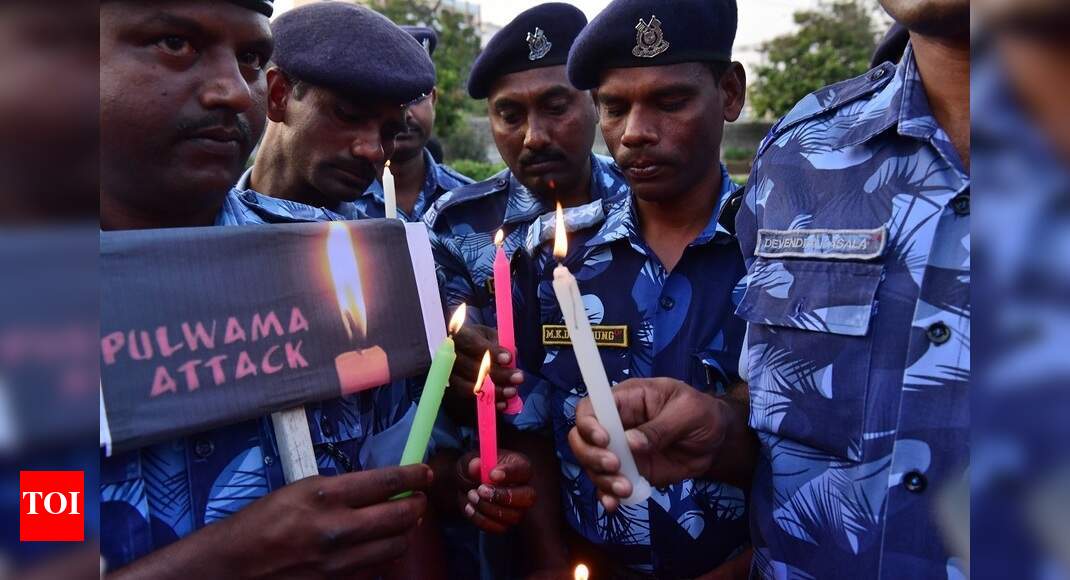 Pulwama attack: Grieving kin of martyred CRPF personnel urge to ...