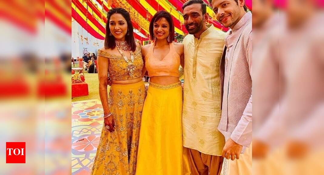 Here are the pictures from Neeti Mohan and Nihar Pandya's pre-wedding ...