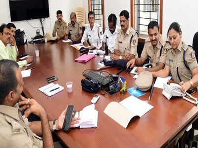 Police asked to evict pushcart hawkers from Central Market area ...