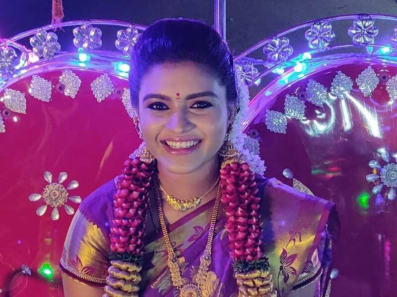 'Sembaruthi' crosses '400 episodes' milestone - Times of India