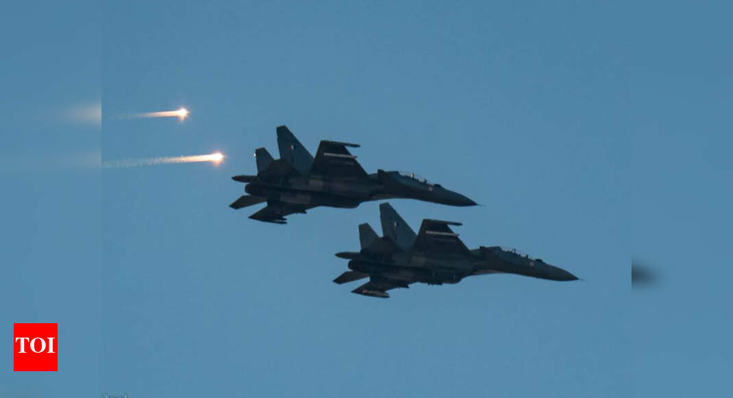 Vayu Shakti: IAF carries out mega exercise at Pokhran | India News ...