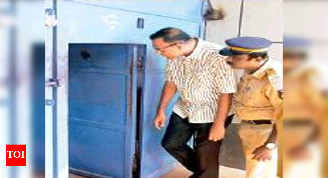 Father Robin Vadakkancheril gets 20 years RI for raping minor girl | Kochi News - The Times of India