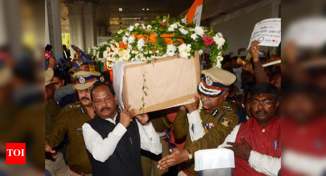 Pulwama attack: Jharkhand salutes martyr Soreng before last journey in ...
