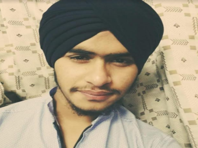 Recently converted Sikh boy in legal battle over religious symbol in ...