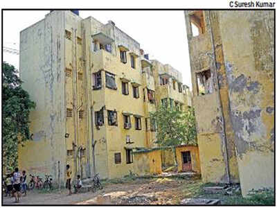 Madras HC extends stay on demolition of Todhunter Nagar quarters ...