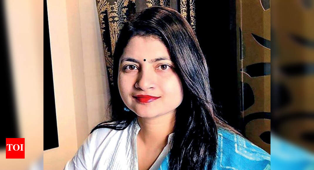 IAS officer B Chandrakala finds LinkedIn account running in her name ...