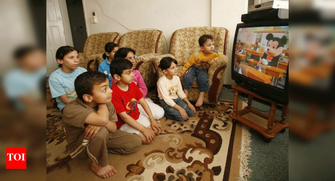 Children still prefer TV over smart devices - Times of India